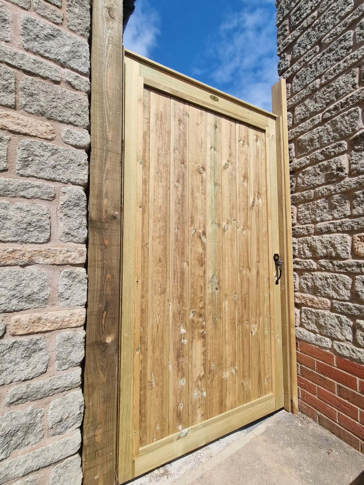 Gate Installation — Heritage Sheds & Fencing Ltd.